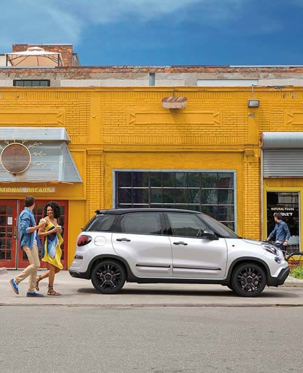 2020 FIAT® 500L | Exterior Colors, Roof Rack & More